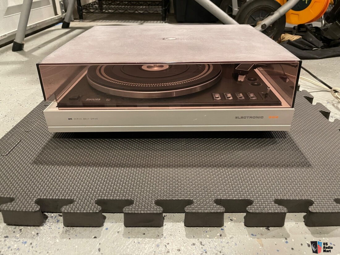 Philips GA-222 turntable, recently serviced Photo #4499763 - US Audio Mart