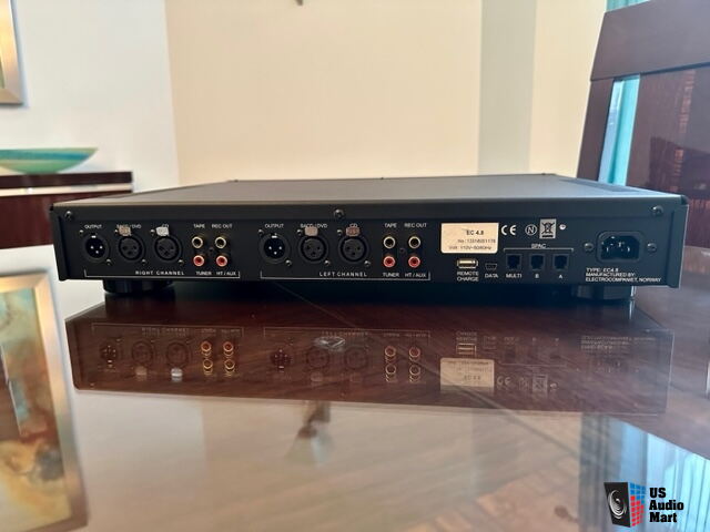 Electrocompaniet 4.8 Ref dual mono pre amp Photo #4501188 - US Audio Mart