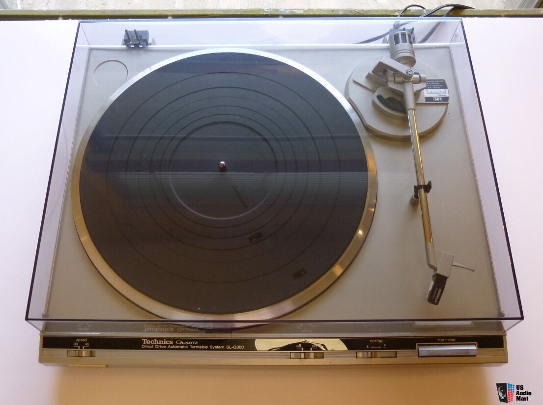Technics SL-Q300 Quartz Locked Direct Drive Automatic Turntable Photo ...