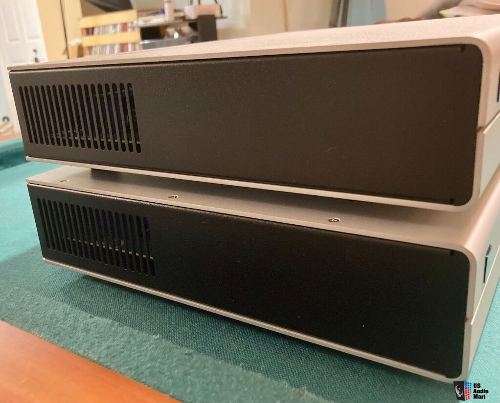 PS Audio Stellar M700 mono blocks (excellent!) Photo #4504145 - US ...
