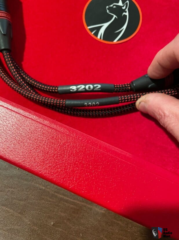 Black Cat 3202 1M XLR Interconnects