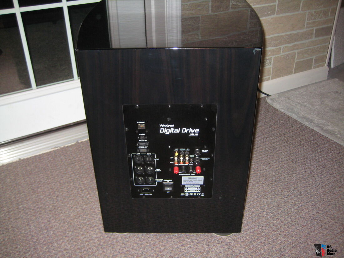 Velodyne DD18 Plus in Black Gloss Ebony! Photo #4514543 - US Audio Mart