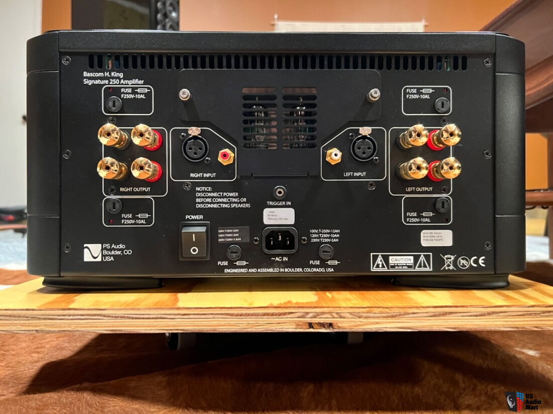 PS Audio BHK 250 Stereo Amp; Black; 9/10 $3750 Photo #4516337 - US ...