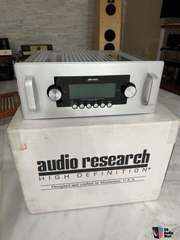 Audio Research Preamplifier REF 6SE Photo #4518688 - US Audio Mart