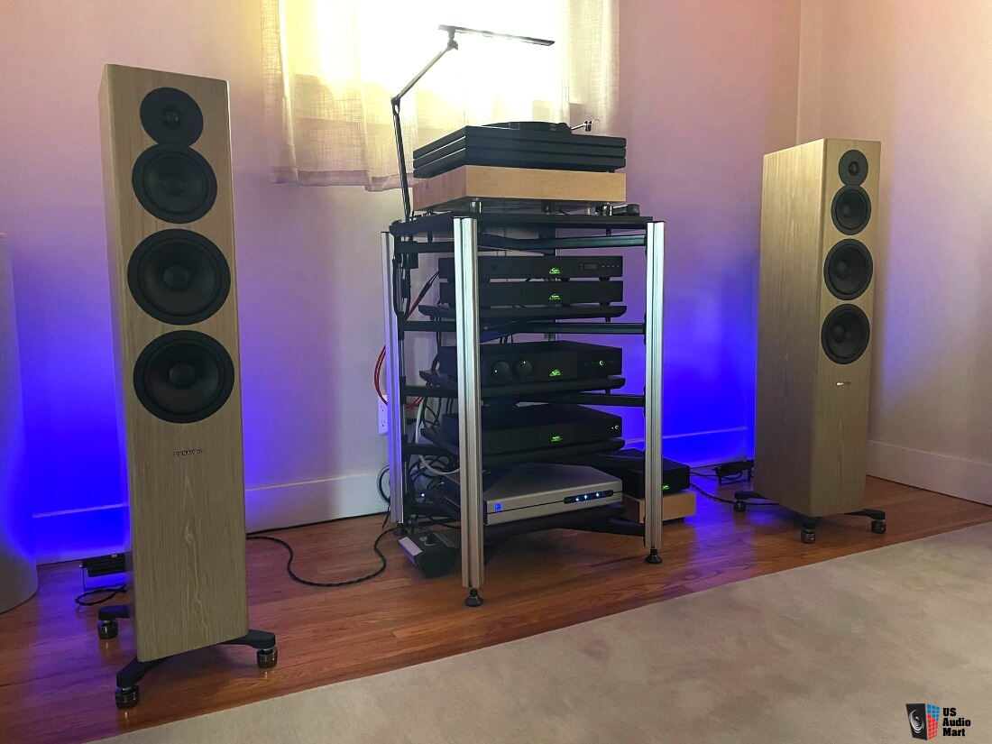 Adona "Classic" 45 Series / 5-Level / Audio Rack Photo #4519718 - US ...