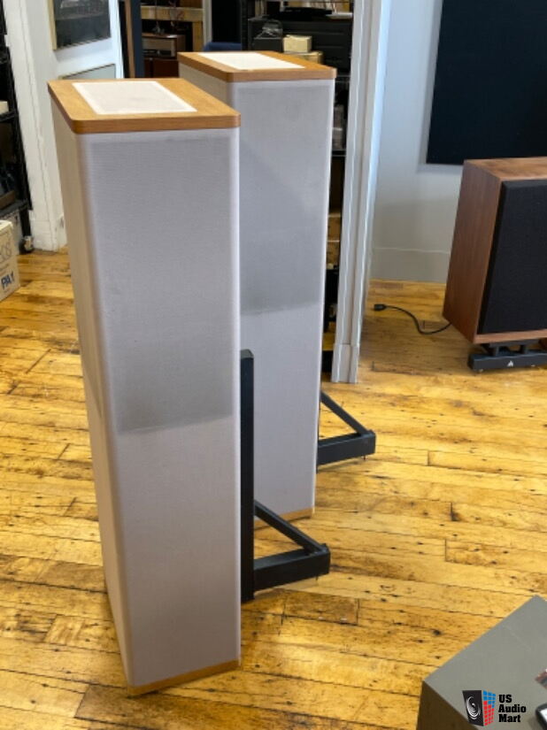 Vandersteen, Model 3 (RARE Sand Colored OEM Socks) Photo #4521205 - US ...