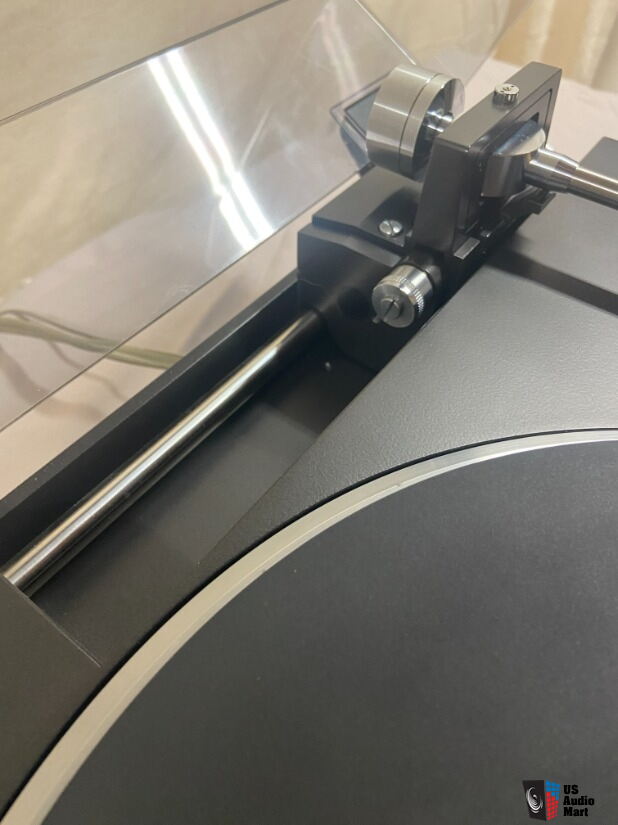 Mitsubishi LT-30 Fully Automatic Linear Tracker w/Cartridge Photo ...