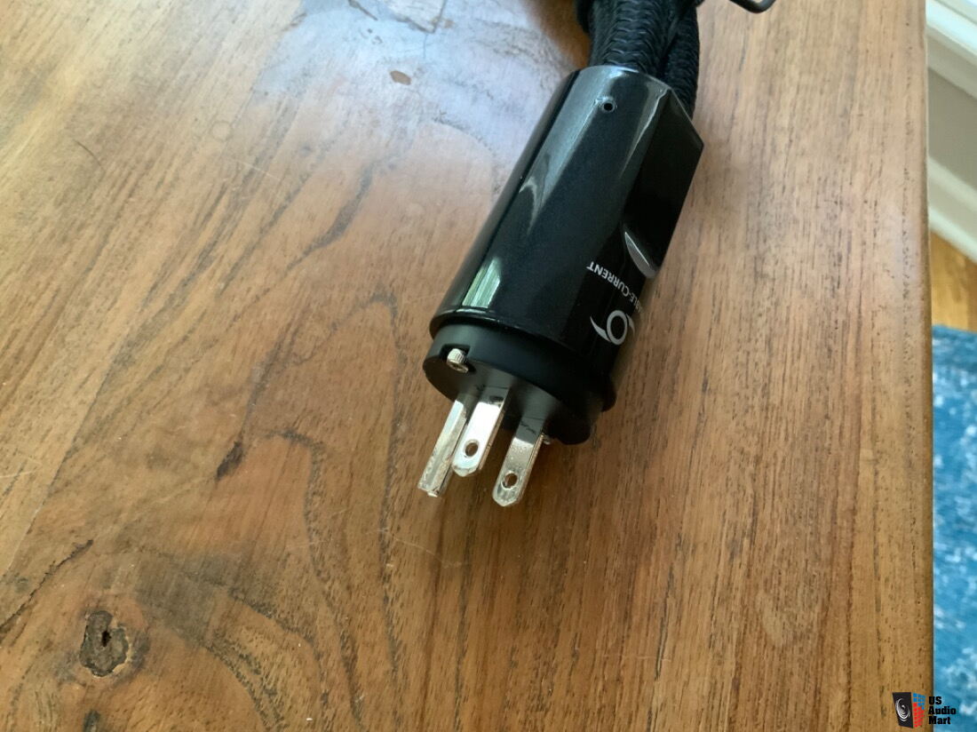 Audioquest Hurricane High Variable Current 20A 1meter power cable Photo ...