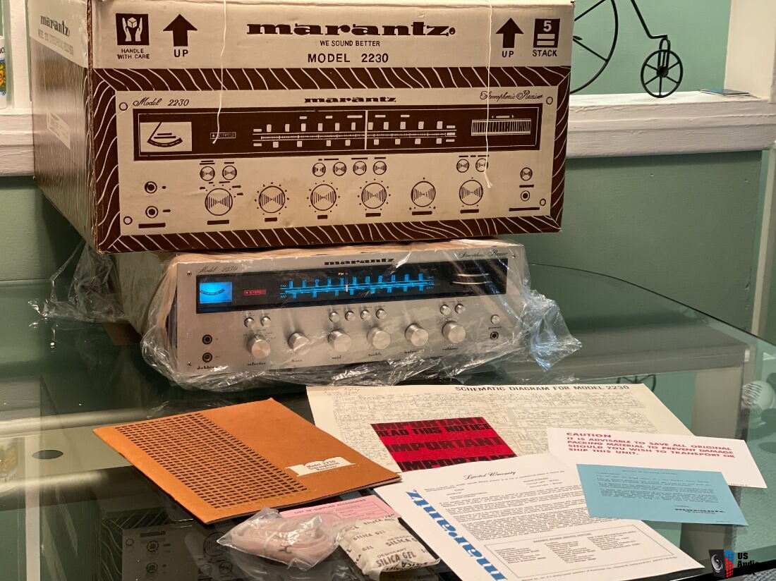 STORE DISPLAY Vintage Marantz Model 2230 AM/FM Stereo Receiver ~TIME ...