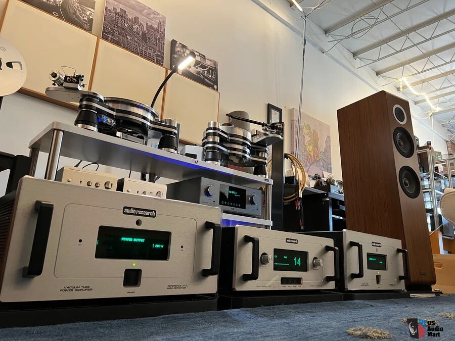 Audio Research Reference 210 Monoblocks & Ref 3 Preamp Bundle Photo ...