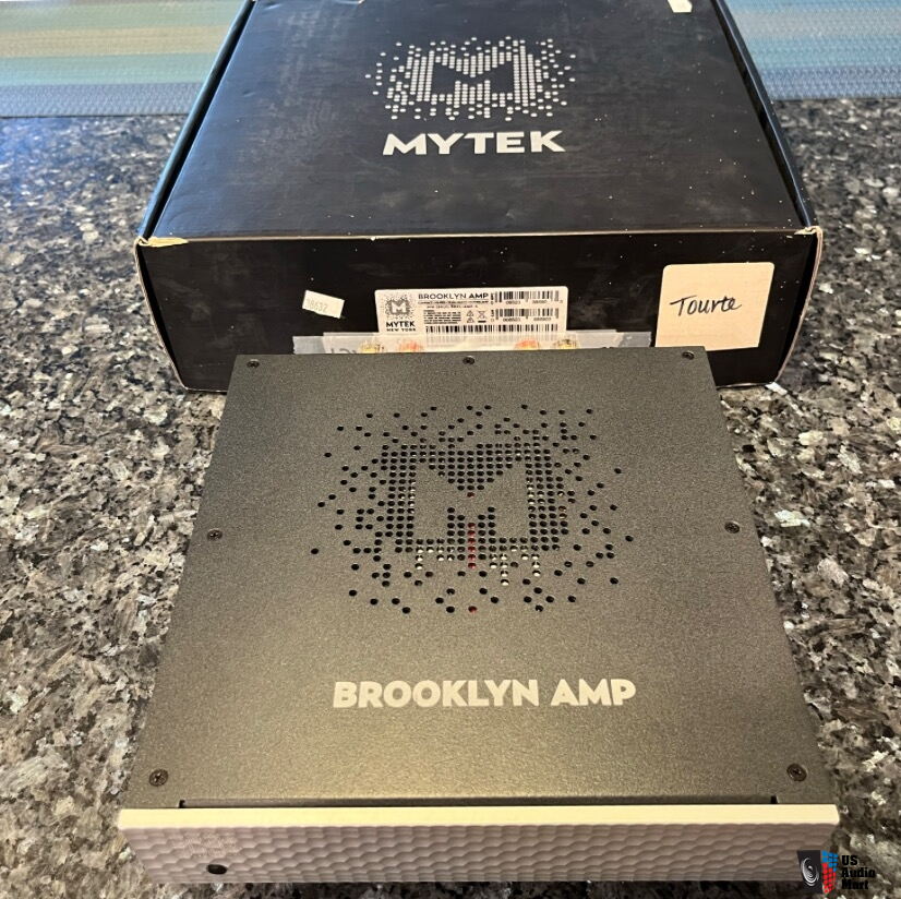 Mytek Amp - Silver faceplate + box Photo #4539882 - US Audio Mart