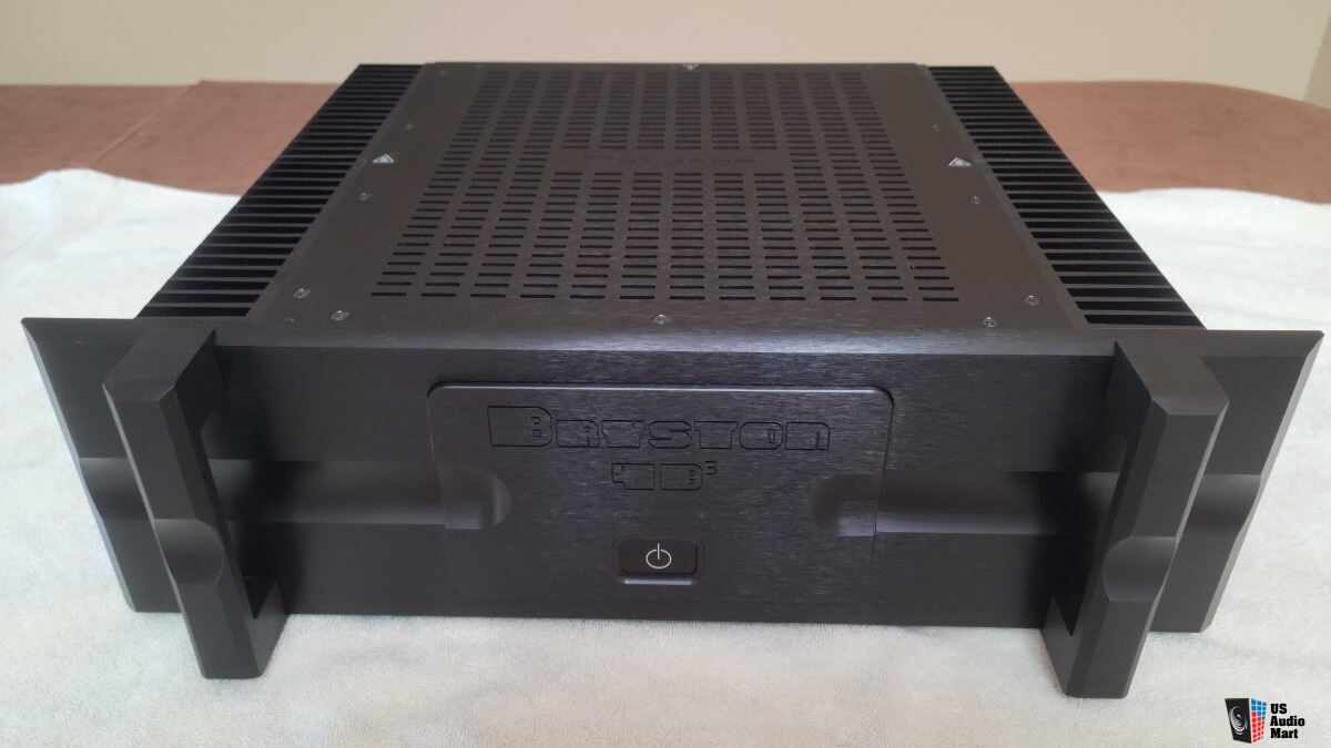 Bryston 4B Cubed Dual-Mono Amplifier With 19" Black Trim Panel And Blue ...