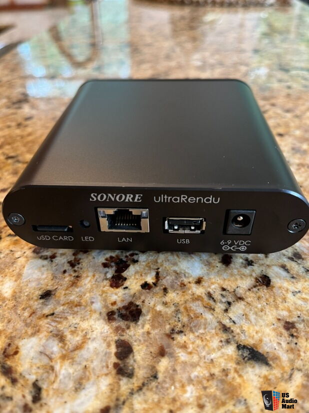 Sonore UltraRendu streamer with Uptone Audio power supply Photo ...