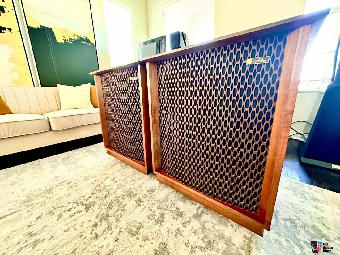 Altec Lansing Valencia Iconic 846A Vintage Speaker Photo #4555361 - US ...
