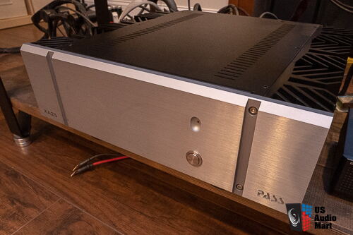 Pass Labs XA-25 Power Amplifier - Magical Class A Power Amp Photo ...