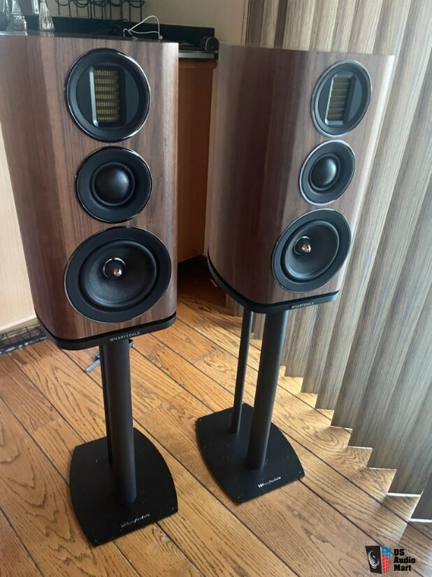 Wharfedale Evo 4.2 (Walnut) with Wharfedale ST1 stands Photo #4558113 ...