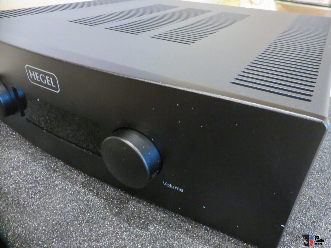 Hegel H390 Integrated Amplifier Photo #4558759 - US Audio Mart