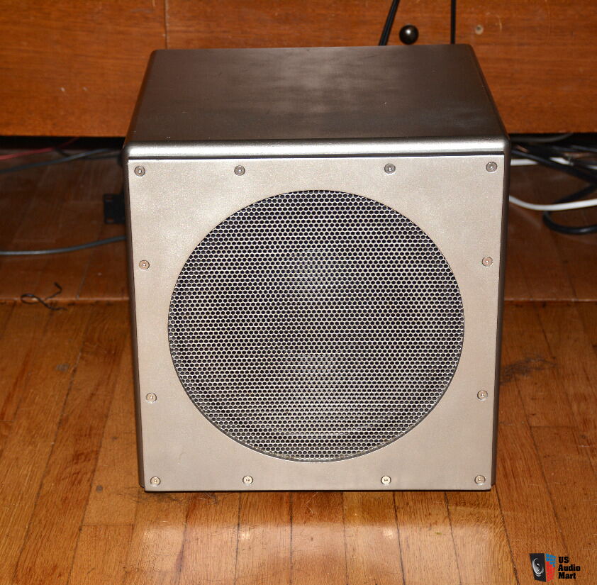 Sequerra Unique Subwoofer docummented Photo #4559180 - US Audio Mart