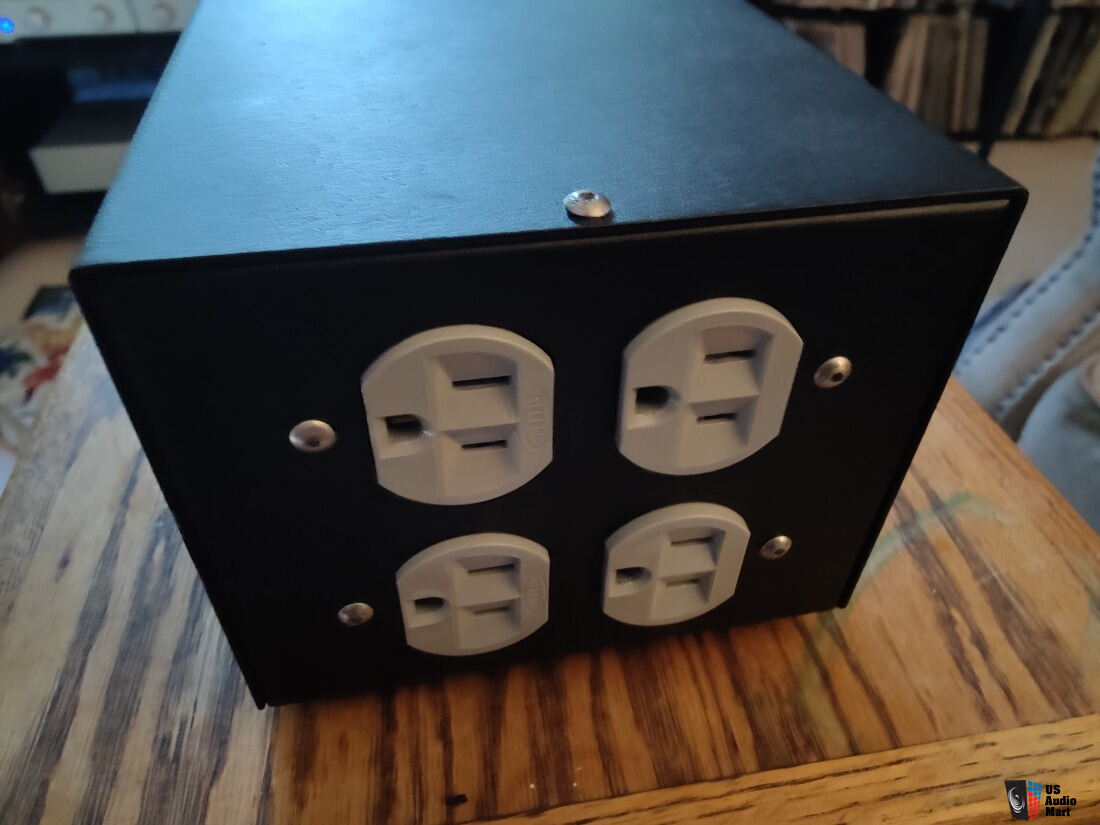 Entrecte Audio EF120 and EF130 Power Conditioner Designed By Gilbert ...