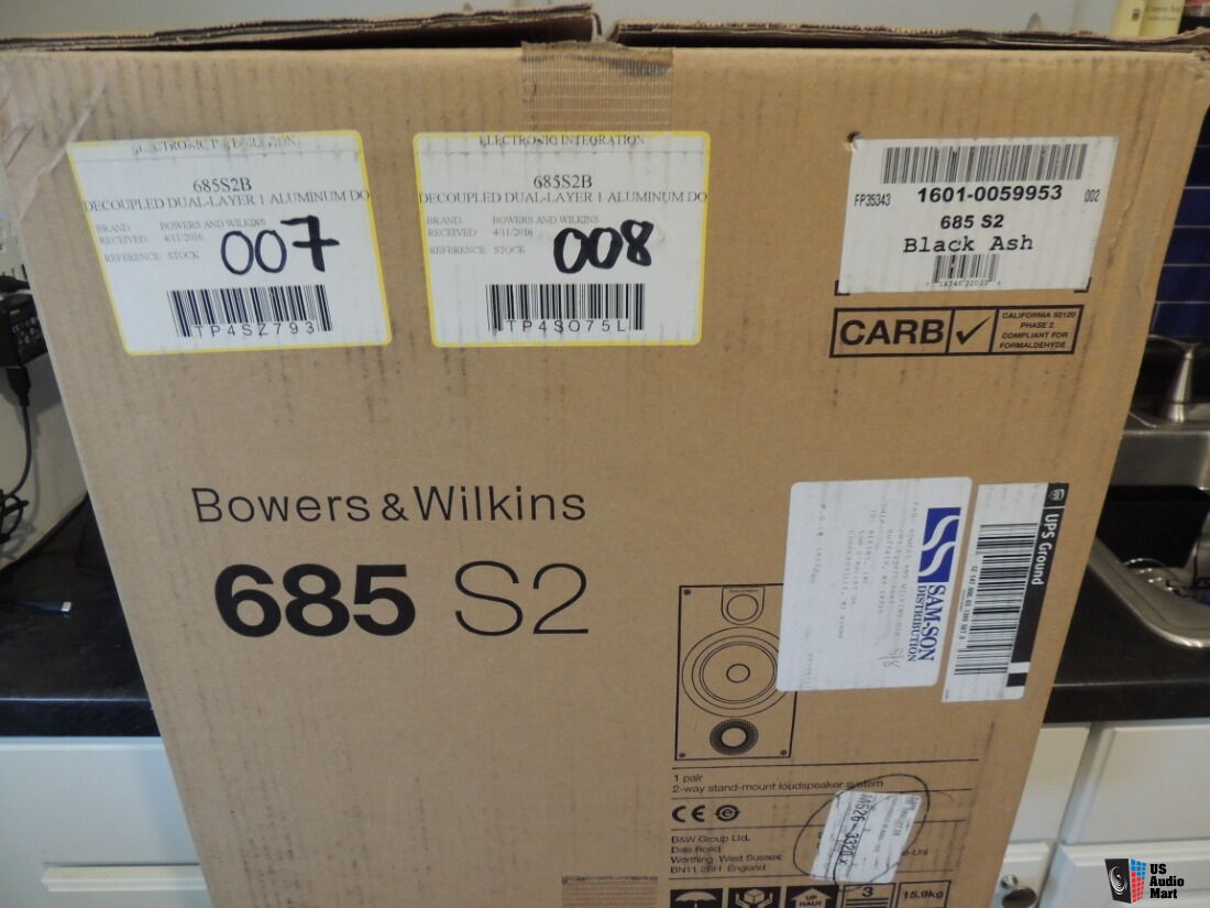 B&W 685 S2 bookshelf speakers in factory box Photo #4566042 - Aussie ...