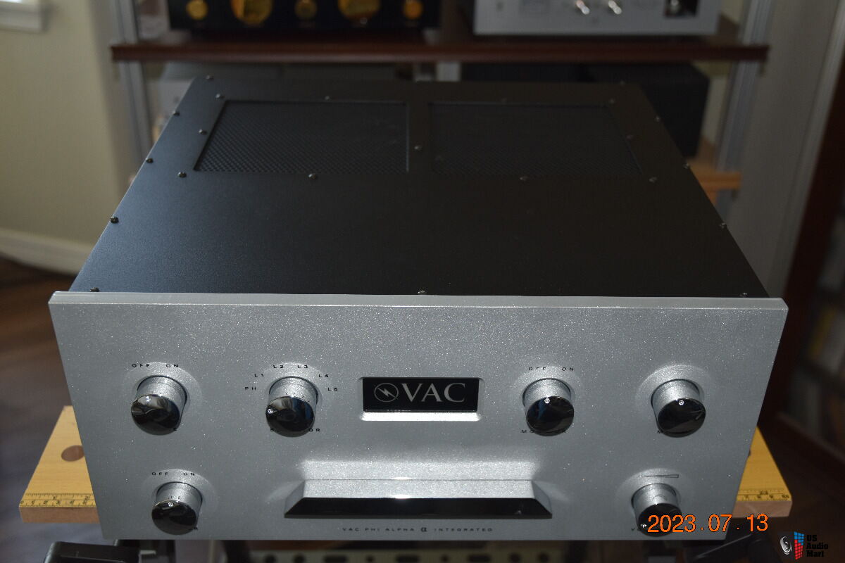 Pristine & Rare VAC Alpha Integrated Amplifier Photo #4566898 - UK ...