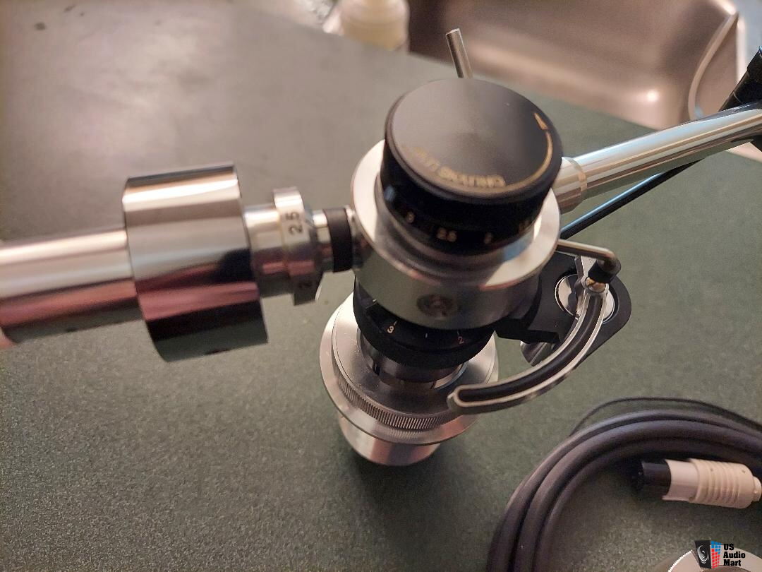JVC VICTOR UA-7045 Statically balanced Gimbal Tonearm Photo #4566912 ...