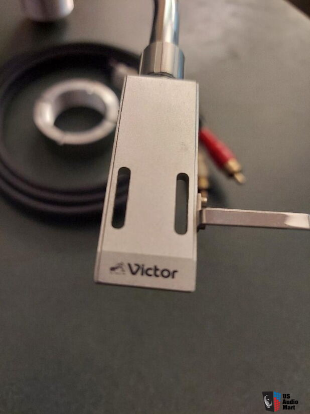 JVC VICTOR UA-7045 Statically balanced Gimbal Tonearm Photo #4566917 ...