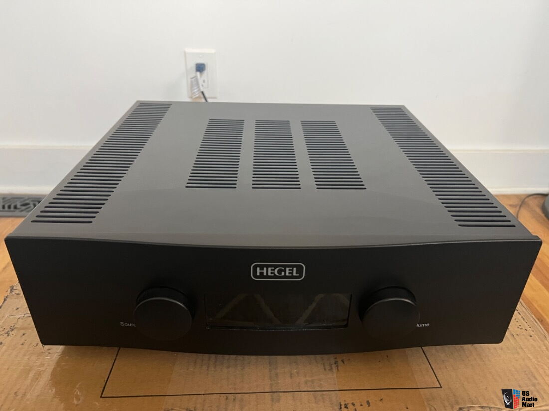 Hegel H390 Integrated Amp with HiFi Tuning Supreme Fuse Photo #4601126 ...