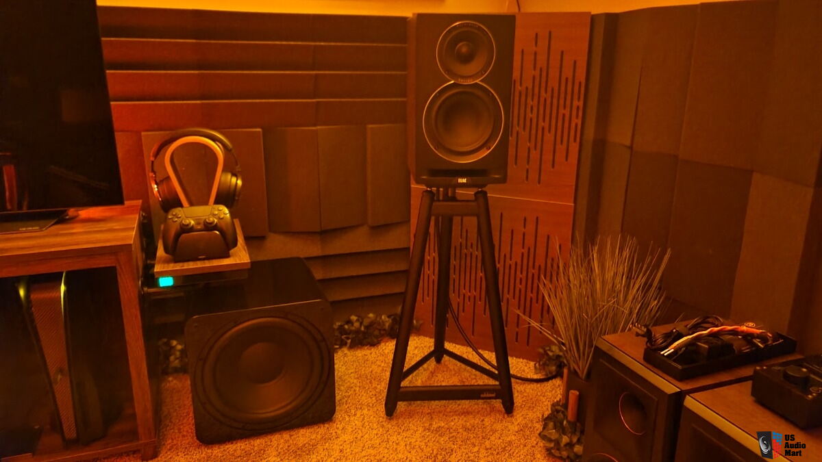 Elac Unifi Reference UBR62 Speakers Photo #4582444 - US Audio Mart
