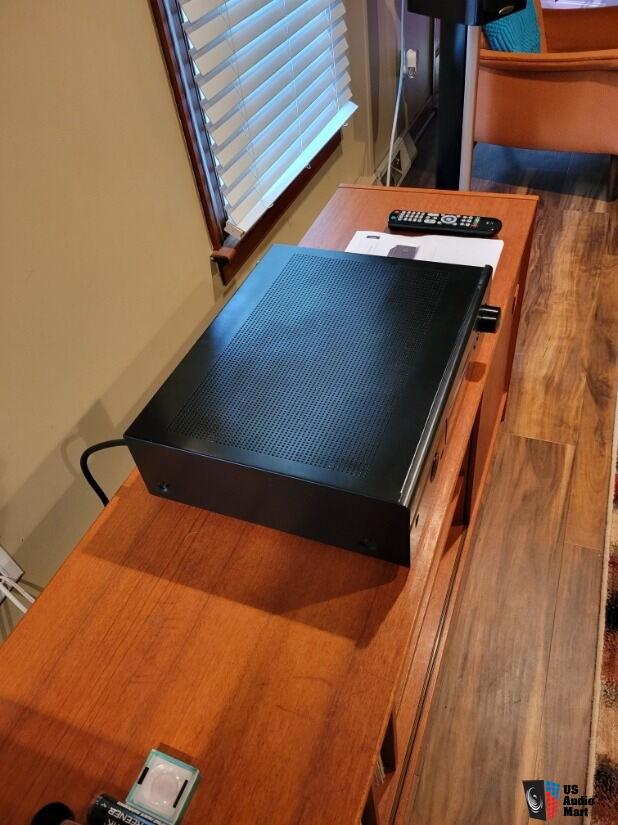 NAD C390DD Direct Digital Stereo Integrated Amplifier , very unique ...