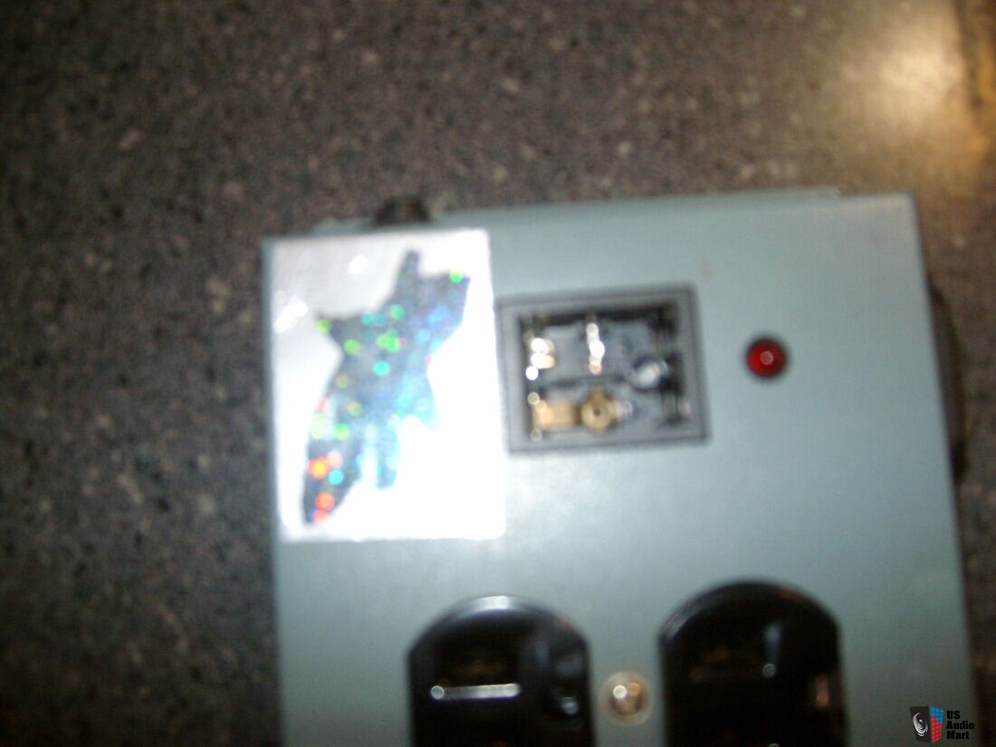 Furutech based distribution block from BMI Shark Vi power strip Photo ...