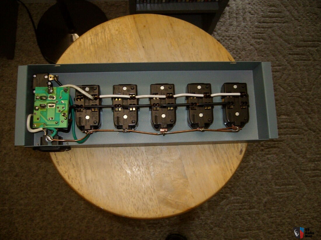 Furutech based distribution block from BMI Shark Vi power strip Photo ...