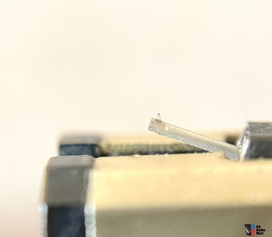 Accuphase AC-2 Low output Moving Coil Phono Cartridge Sapphire ...