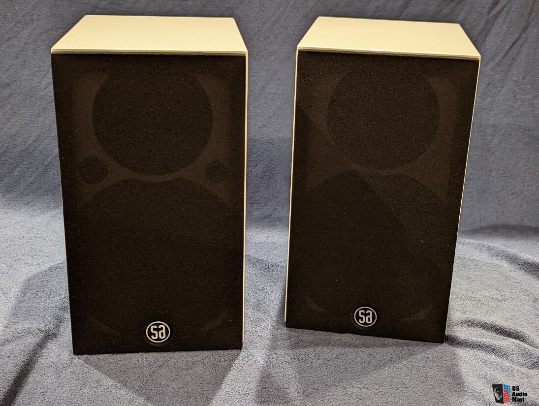 SA Saxo 5 Active Speakers - White 2 way bookshelf - *New/Open Box ...
