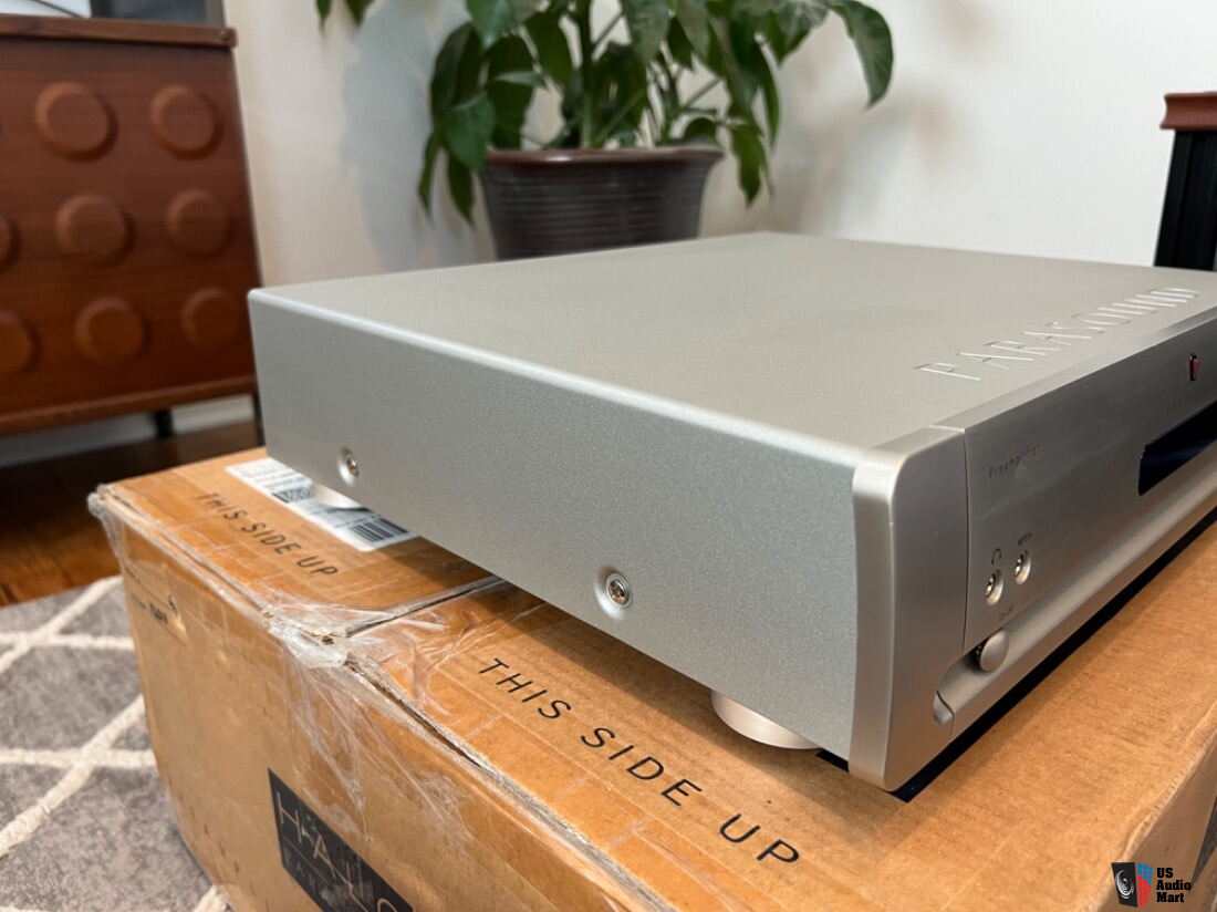 Parasound P7 Fully Analog Preamp with Great Phono Section! Photo ...