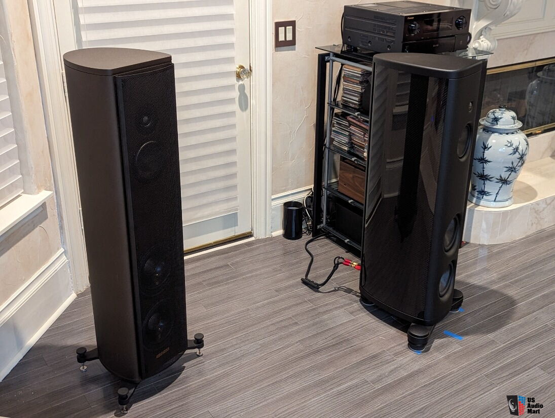 Magico S3 in "as new" condition; lightly played. Rare and well-priced ...