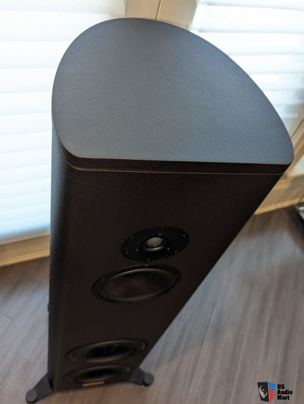 Magico S3 in "as new" condition; lightly played. Rare and well-priced ...