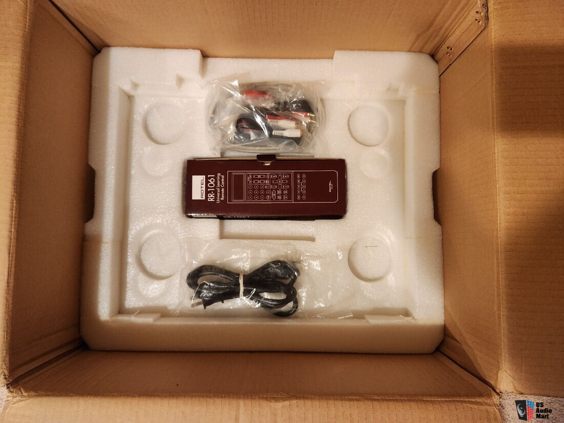 Rotel RSP-1069 AV Preprocessor Photo #4602447 - US Audio Mart