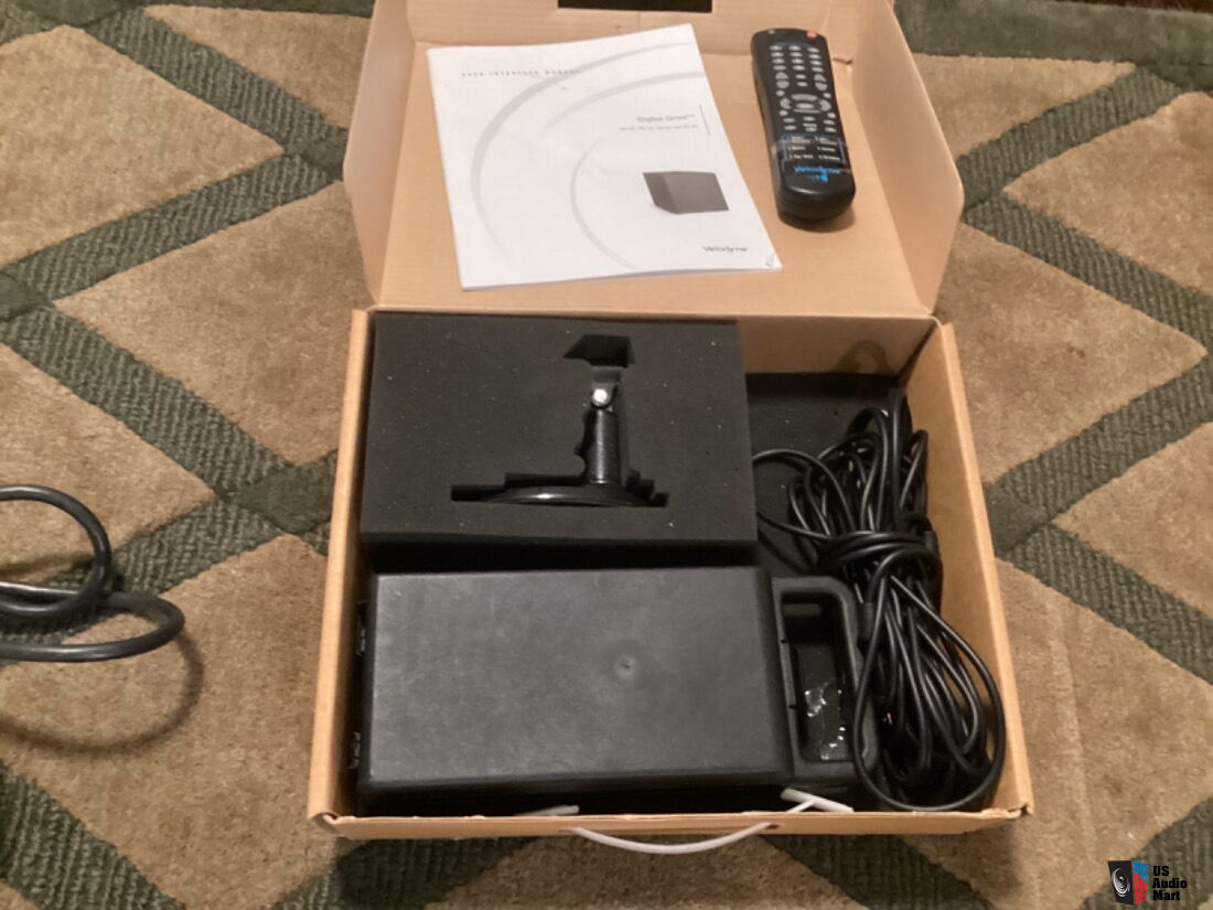 Velodyne DD 10 Photo #4603071 - US Audio Mart