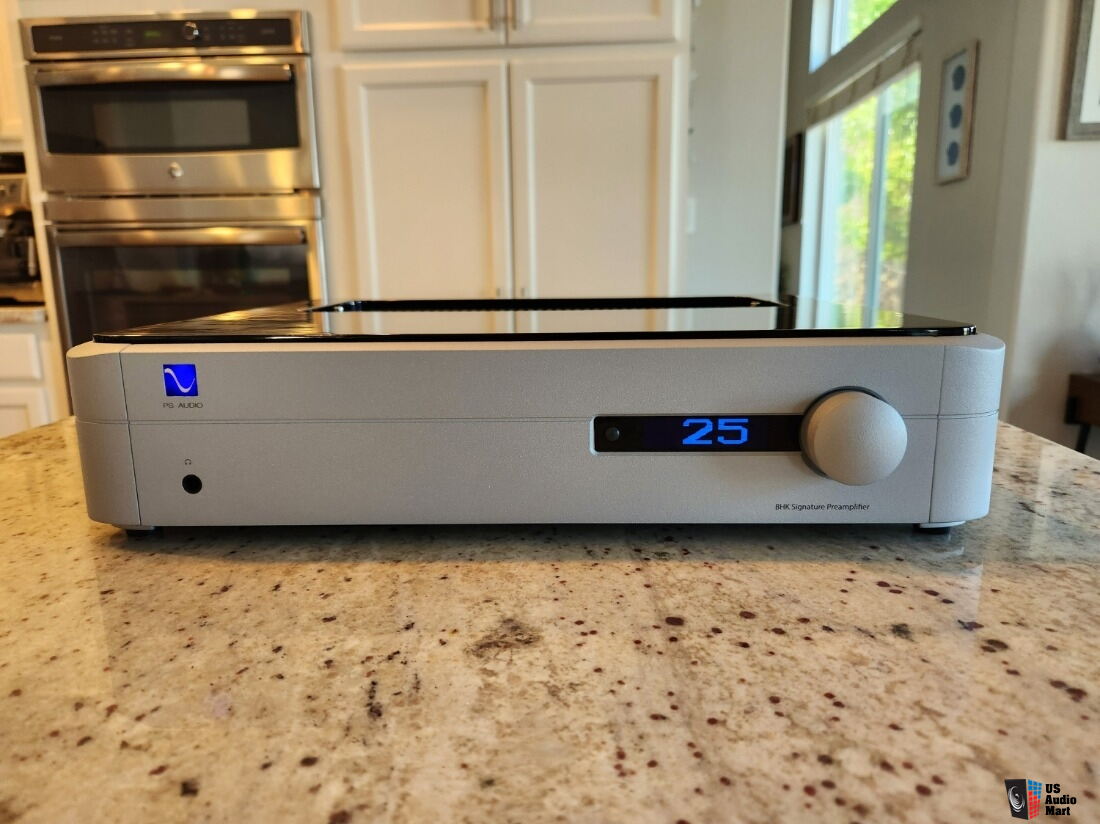 PS Audio BHK Signature Preamplifier Photo #4604810 - US Audio Mart