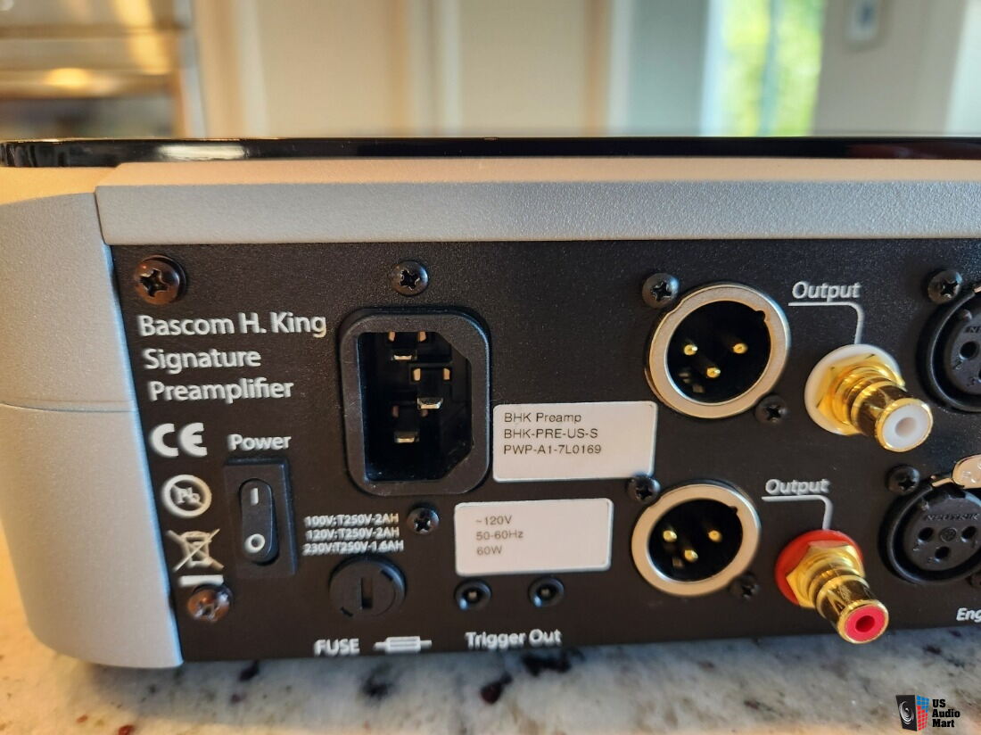 PS Audio BHK Signature Preamplifier Photo #4604812 - US Audio Mart
