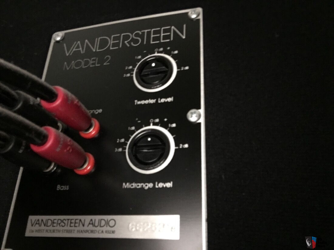 Vandersteen 2ce Non Signature pair Photo #4604977 - US Audio Mart