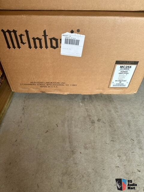 McIntosh MC255 Multi Channel Amplifier 5 x 200W Photo #4608257 - US ...