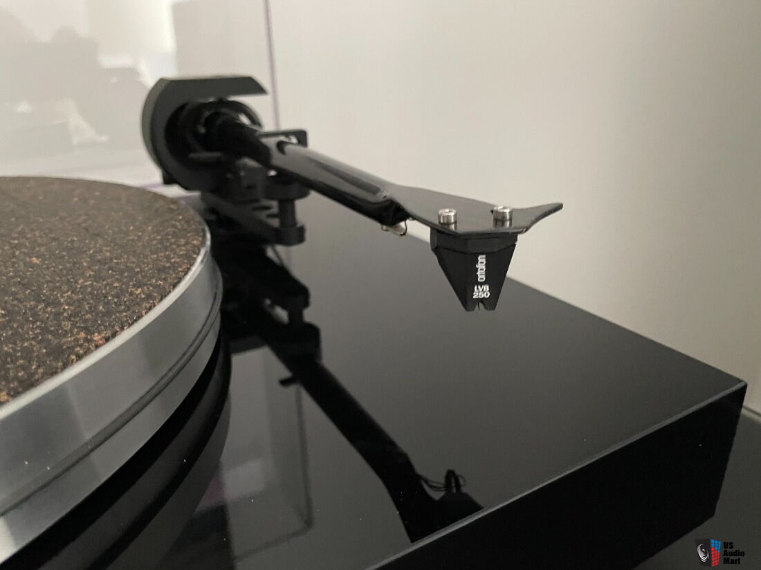 Pro-Ject X8 Evolution w/2M Black LVB 250 - Free Shipping Photo #4610701 ...
