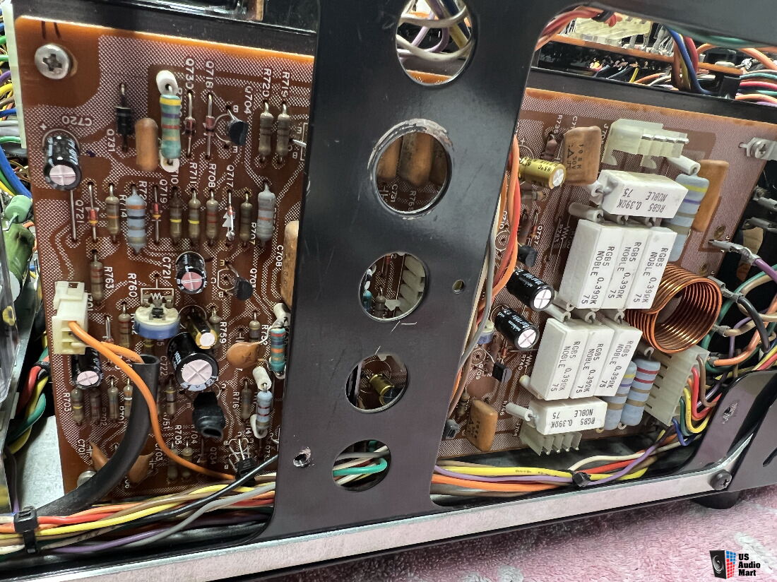 Marantz 2500 Receiver 250WPC Restored, Recapped, Serviced, LEDs Photo ...