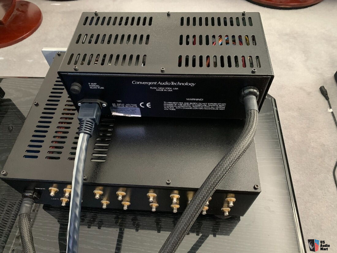 CAT SL1 Renaissance Black Path Preamplifier with Phono Stage Photo ...