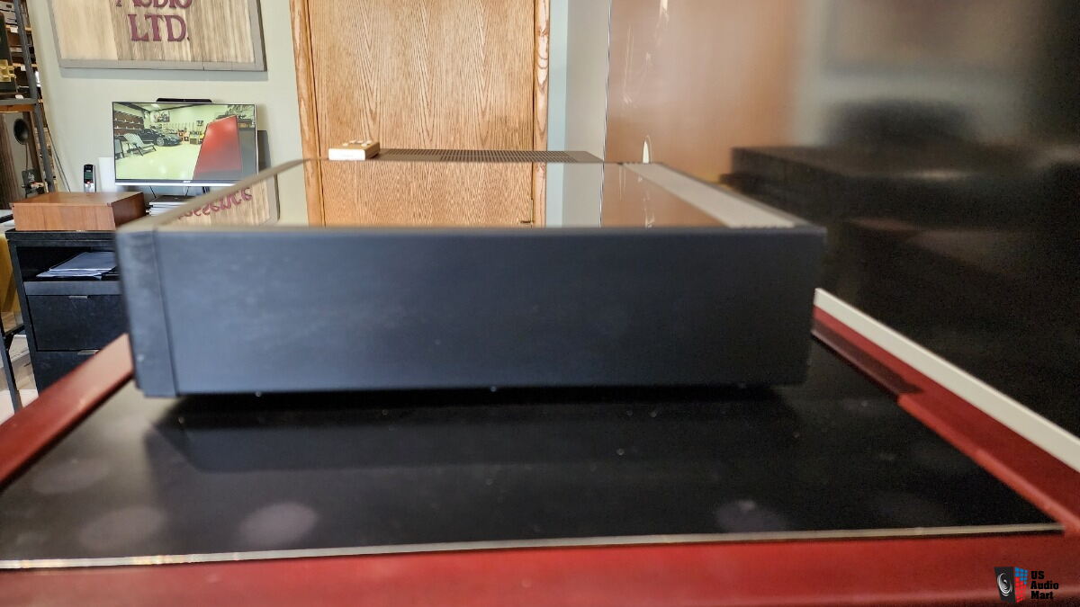 Meridian 568 Photo #4613767 - US Audio Mart