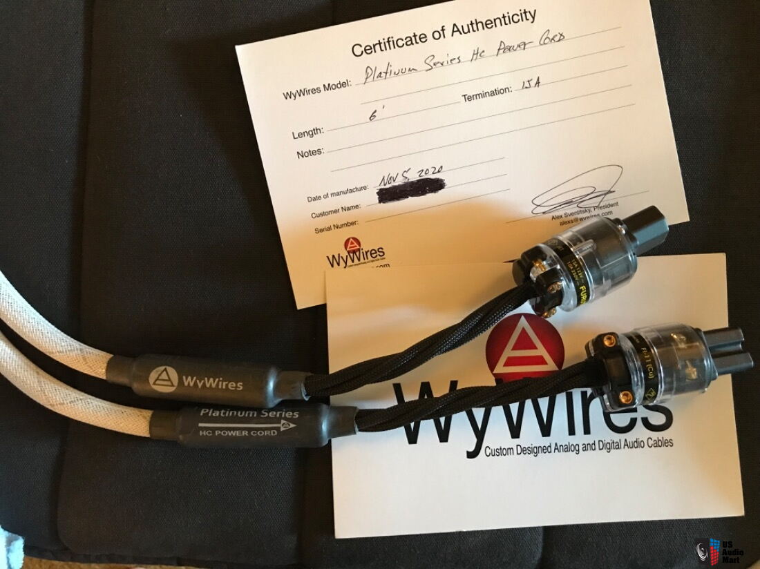 WyWires Platinum HC Power Cables (2 available, 15A / 6' each) Photo ...