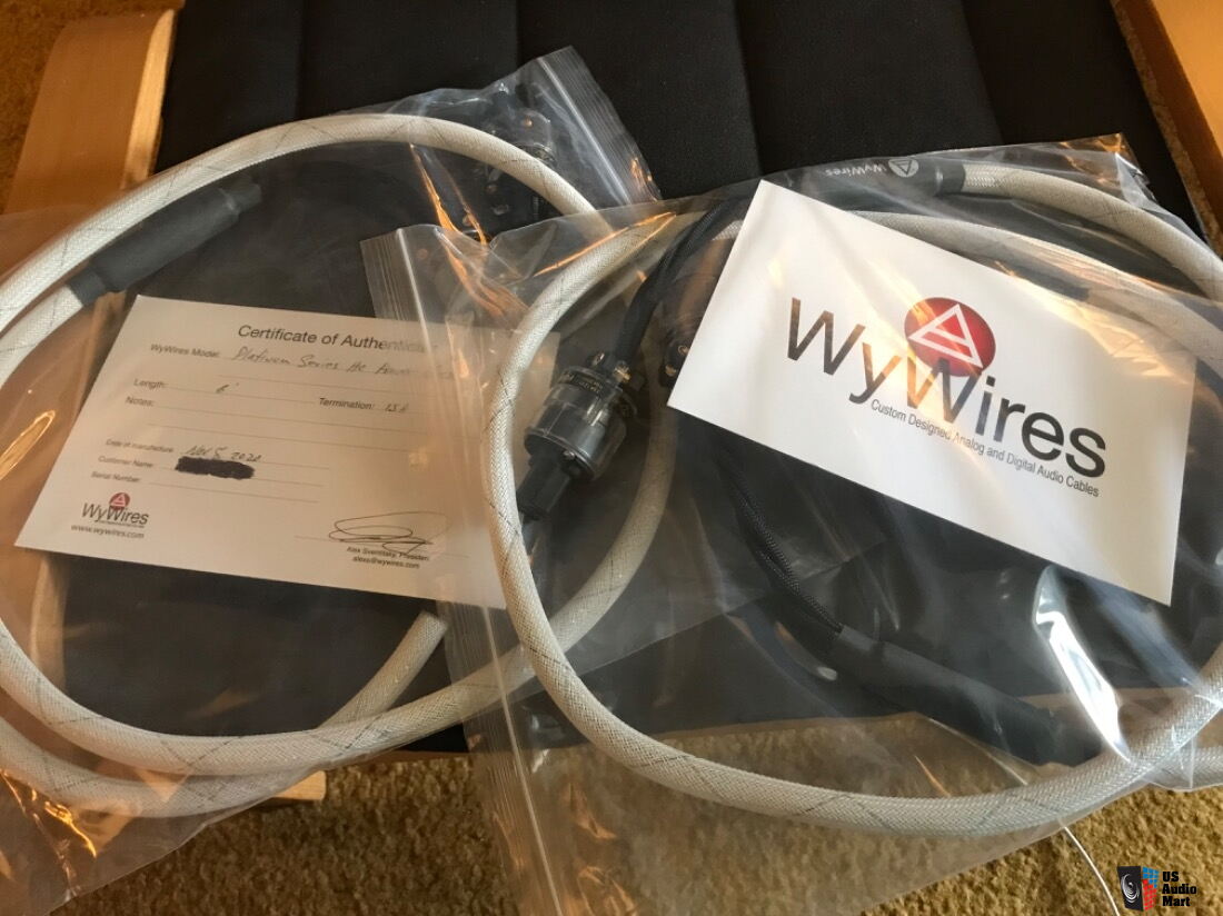 WyWires Platinum HC Power Cables (2 available, 15A / 6' each) Photo ...
