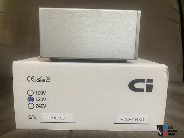 Chanel Islands VDC 7 Mk II Linear Power Supply Photo #4616341 - US ...